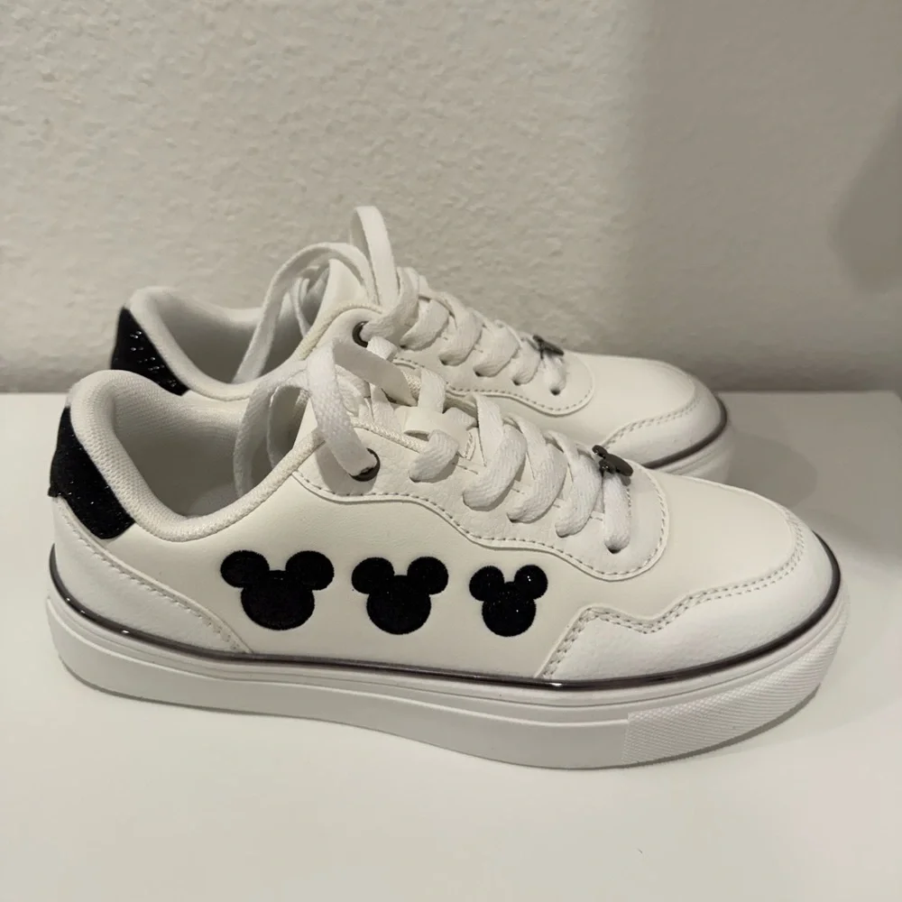 Primark | Shoes | Primark Disney White And Black Mickey Mouse Sneakers ...
